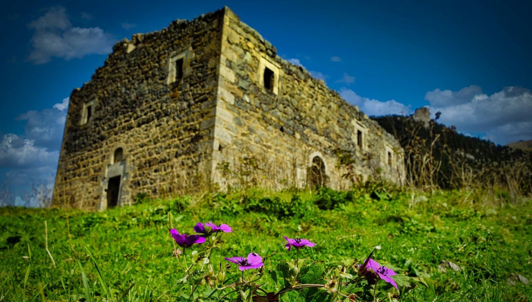 Tarihi ve turistik hazine Santa Harabeleri restorasyon çalışmalarını ...