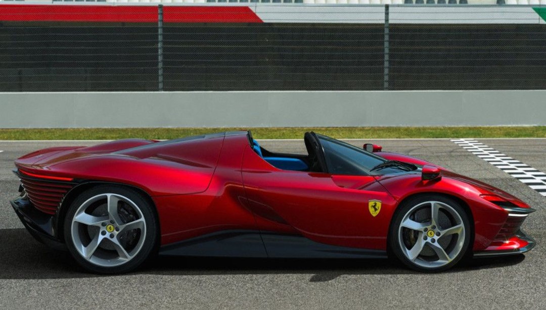 Ferrari, Icona serisinin yeni modelini tanıttı: Daytona SP3