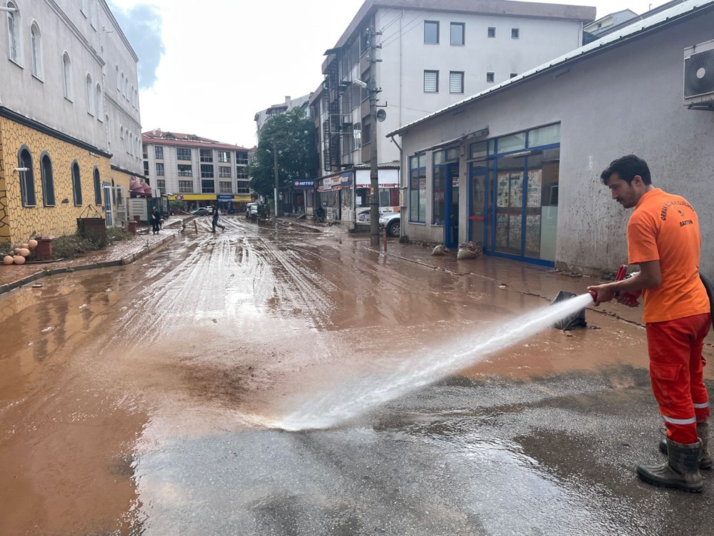 Karadeniz'de sel riski devam ediyor mu? Yağışlar ne zaman bitecek ...