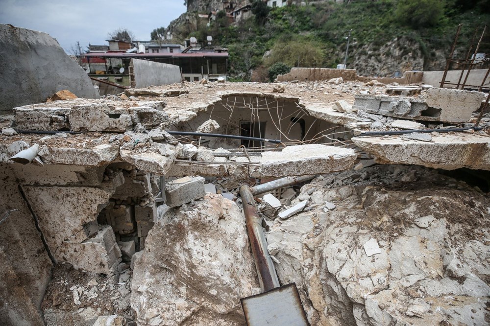 Hatay'da kayalar 17 evi yıktı - Son Dakika Türkiye Haberleri | NTV Haber
