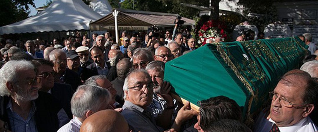 Erol Simavi'nin cenazesi toprağa verildi - Son Dakika Türkiye Haberleri ...