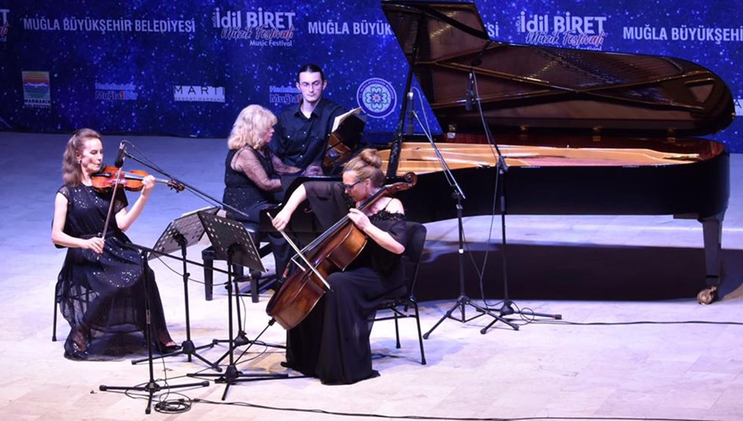 İdil Biret'ten Bodrum konseri