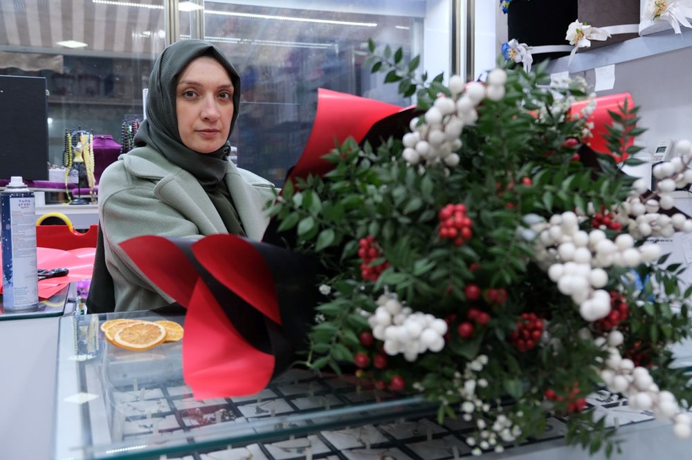 Yeni yılın yaklaşmasıyla tezgahlarda yerini aldı: Zenginliğe, berekete ...