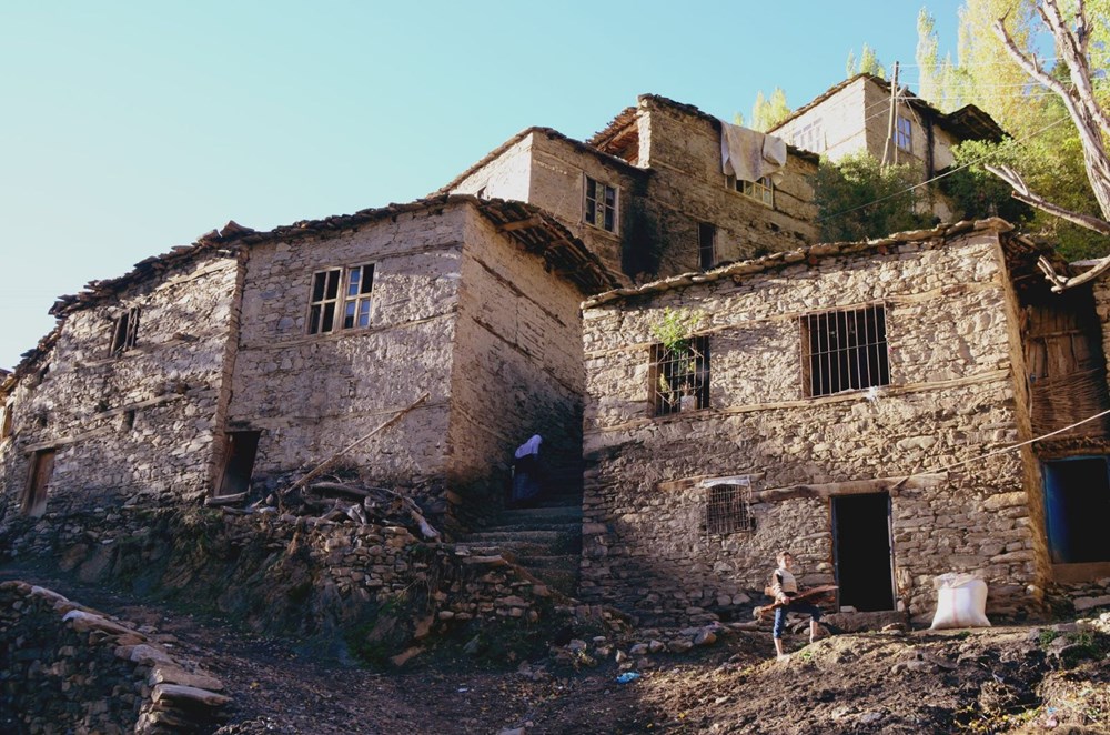 Hizan'ın saklı güzellikleri fotoğraflandı