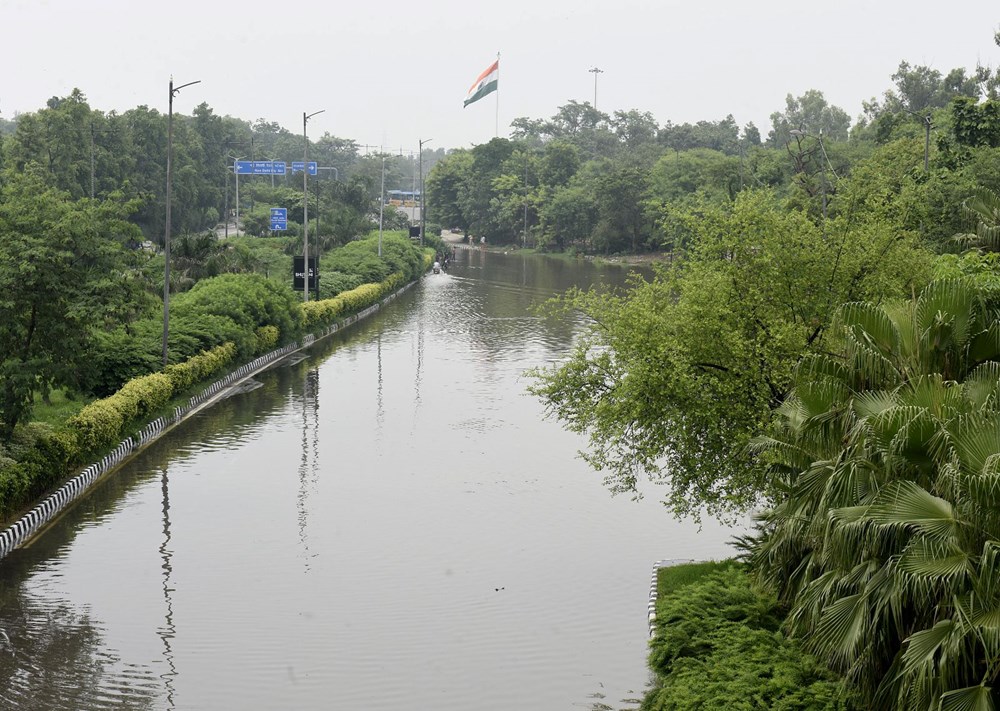 Hindistan'da muson yağmurları: Ölü sayısı 100’ü aştı - Son Dakika Dünya ...