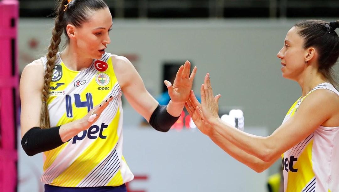 Fenerbahçe'nin yıldız voleybolcusu Eda Erdem Dündar, Arda Güler'e ...
