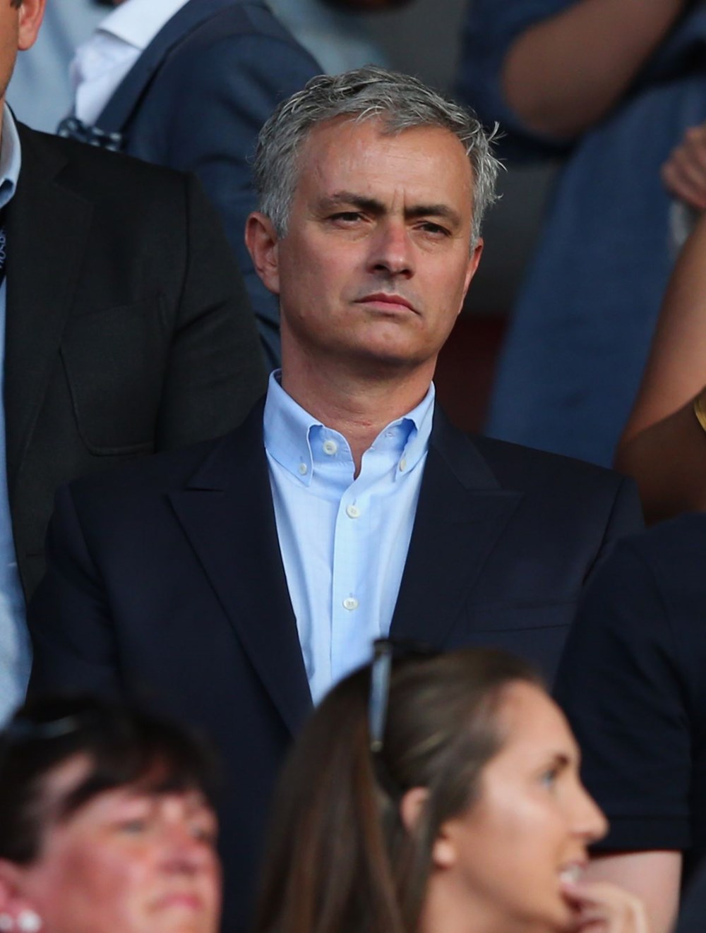 Manchester United teknik direktörü Jose Mourinho neden otelde kalıyor ... Manchester United teknik direktörü Jose Mourinho neden otelde kalıyor ...