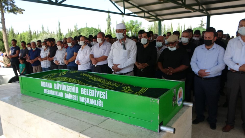 'Tostçu Mahmut' olarak bilinen Anıl Kurt'a gözyaşlarıyla veda | NTV Haber