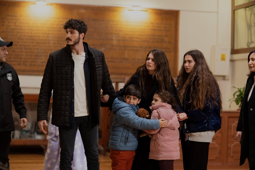 Sahipsizler'in yeni bölümünde neler olacak? Azize'nin büyük fedakarlığı ...