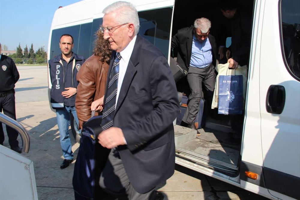 Çevik Bir gözaltında - Son Dakika Türkiye Haberleri | NTV Haber