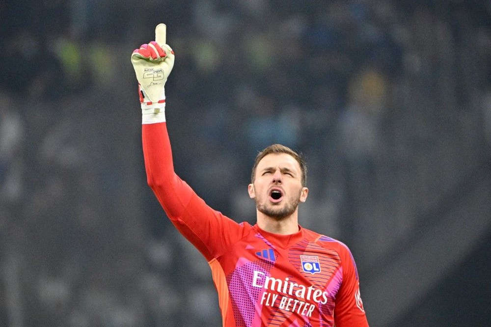 Teklifi duyurdular: "Fenerbahçe, Galatasaray'ın transferini engellemeye ...