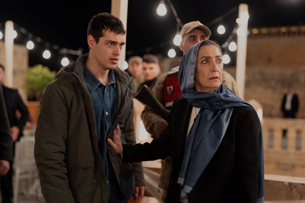 Sahipsizler'in yeni bölümünde neler olacak? Azize'nin büyük fedakarlığı ...