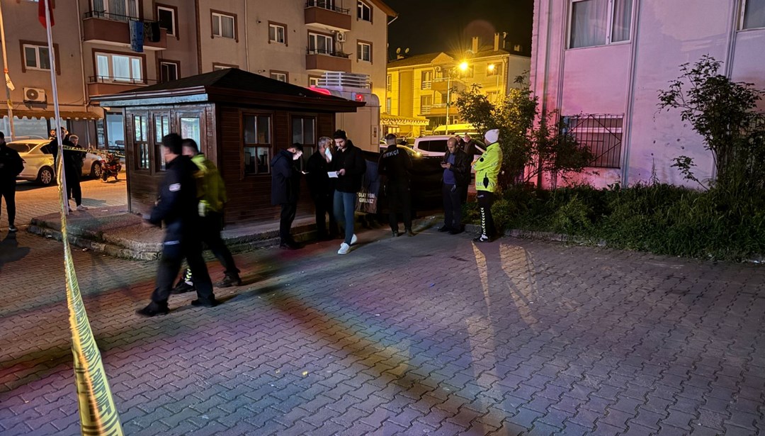 Bayram öncesi Aile Katliamı Büyük Oğul üvey Annesini Ve Babasını