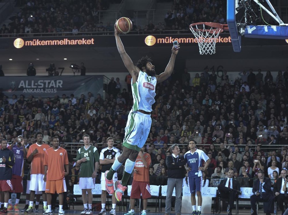 "Sony Xperia Smaç Yarışması"nın galibi Kenneth Gabriel oldu - Son ...