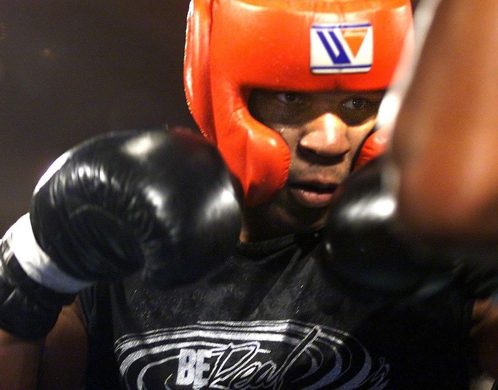 Mike Tyson uyuşturucu testi için eşi ve bebeğinin idrarını kullandığını ...