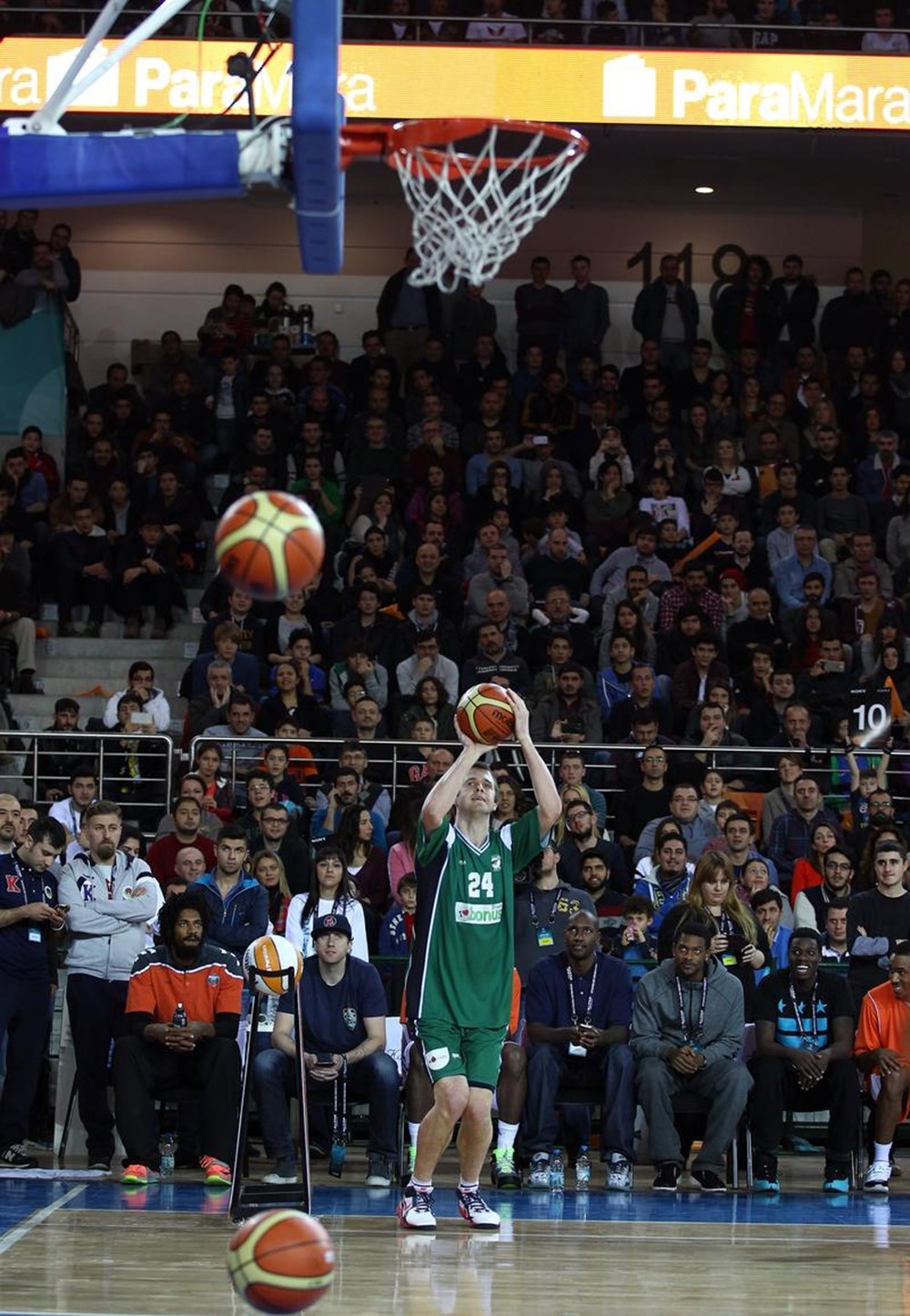 "Sony Xperia Smaç Yarışması"nın galibi Kenneth Gabriel oldu - Son ...