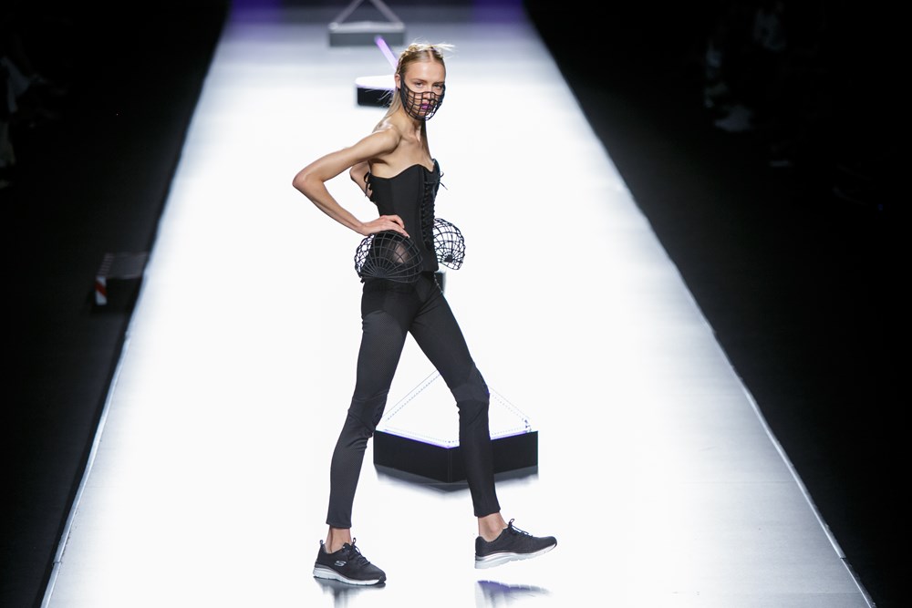 Madrid Moda Haftası’nda maske modası | NTV Haber