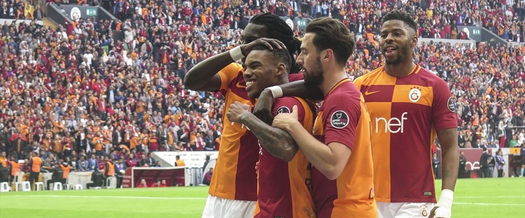 Galatasaray son haftaya zirvede girdi - Son Dakika Spor Haberleri | NTV ...