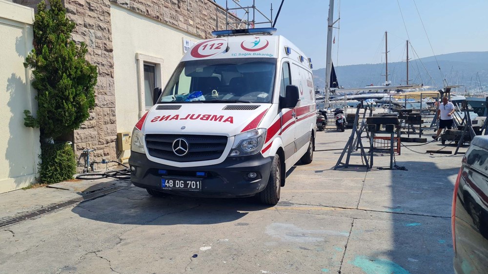 Bodrumda Teknede Arı Sokan Iş Insanı Yaşamını Yitirdi Son Dakika Türkiye Haberleri Ntv Haber