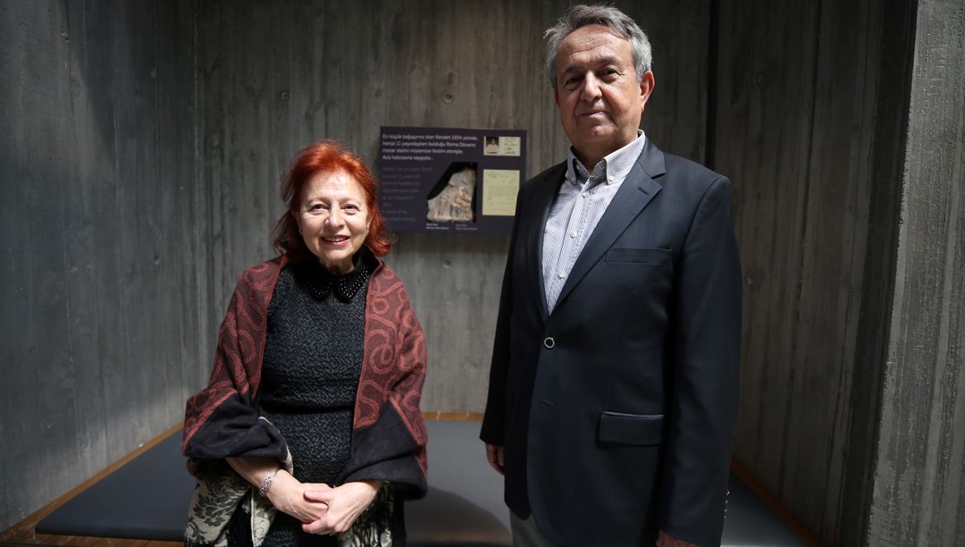 "Necdet Efendi"nin 89 yıl önce müzeye bağışladığı mezar stelini ilk kez ...