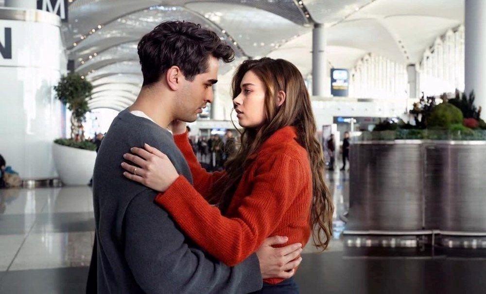 Yalı Çapkını yıldızları Afra Saraçoğlu ve Mert Ramazan Demir'den özel ...