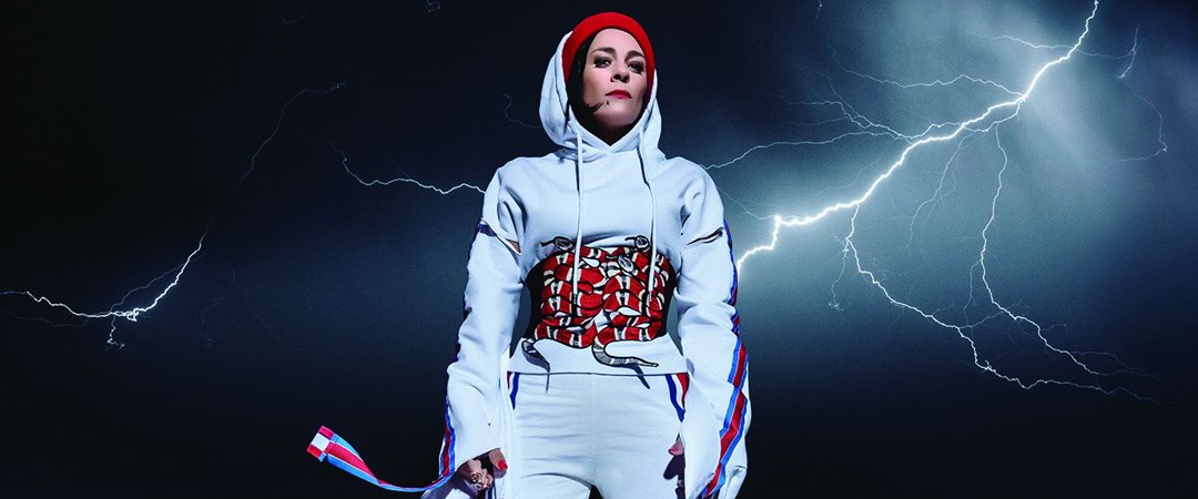 Ayben 10 yıl aradan sonra döndü