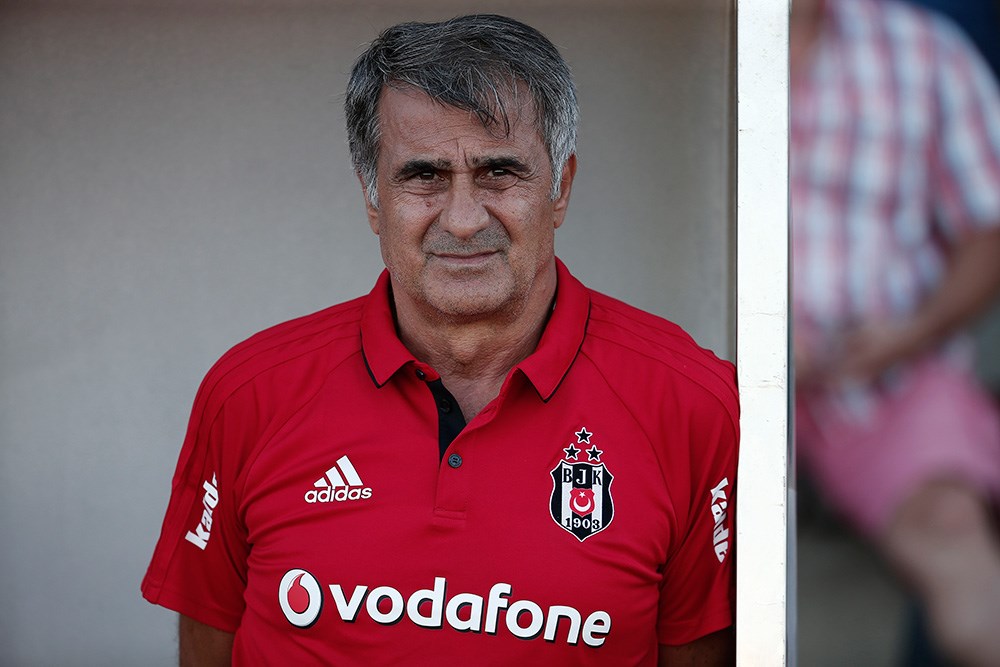 Beşiktaş - Real Betis maçı sonrası Oğuzhan ve Adriano'dan Pepe yorumu ...