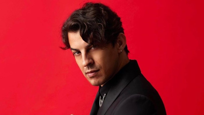 Norm Ender kimdir? 100. Yıl marşı Parla'yı yazan Norm Ender kaç yaşında ...