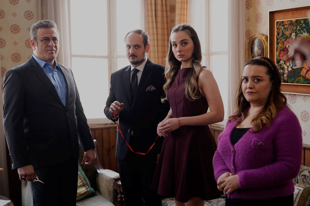 Sahipsizler'in 13. bölümünde neler olacak? Azize ve Devran yakınlaşıyor ...