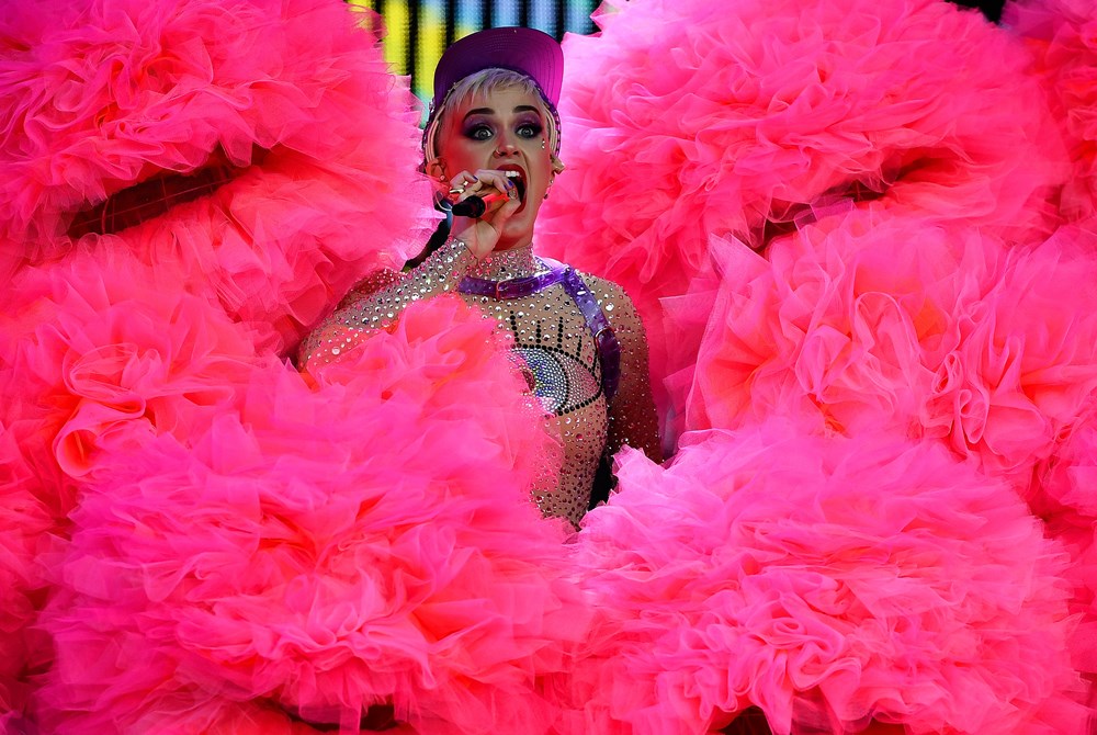 Katy Perry Glastonbury Müzik Festivali'nde sahne aldı - Magazin Haberleri