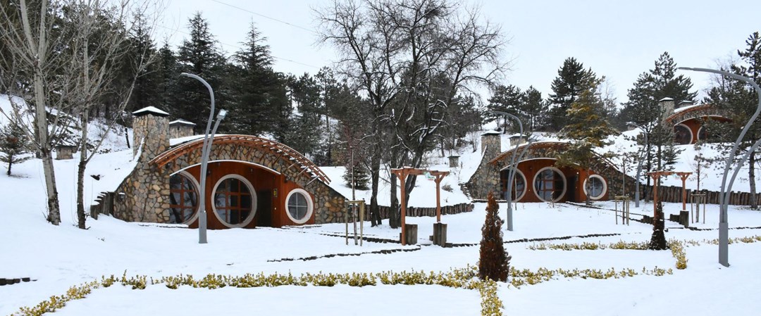 Sivas'taki 'Hobbit Evleri' kışın da cazibe merkezi olacak
