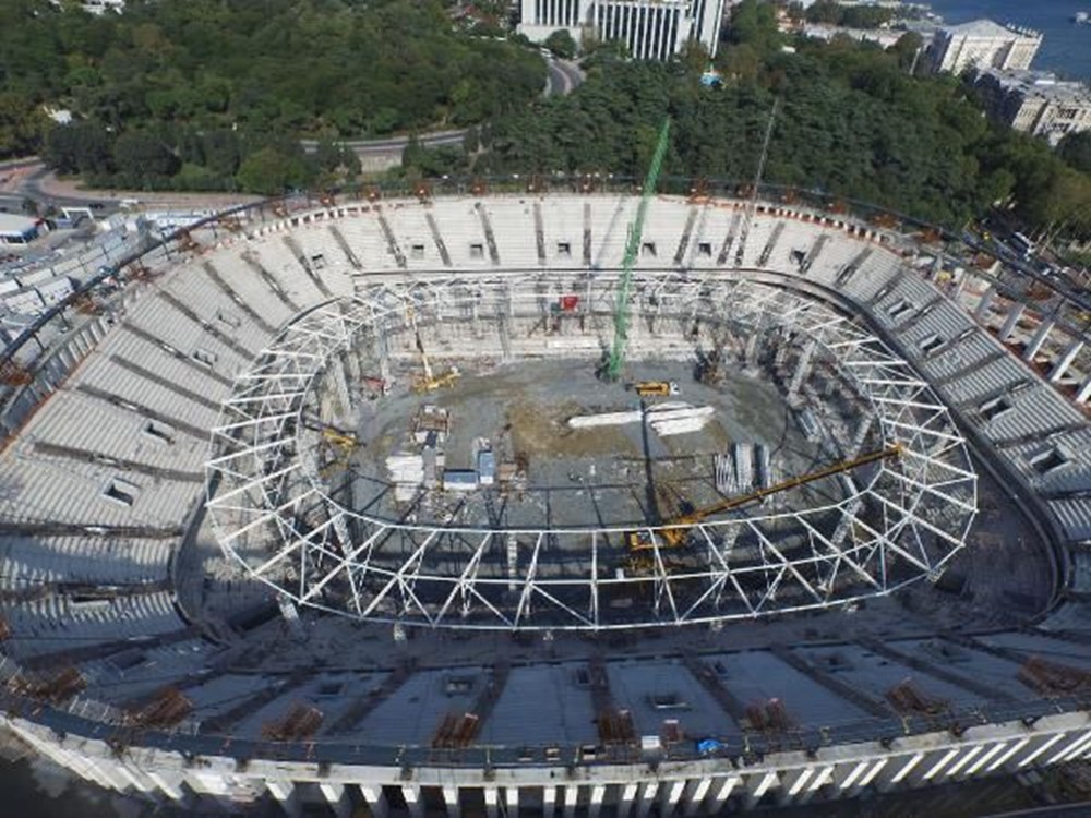 Vodafone Arena'nın çatısı yükselmeye başladı - Son Dakika Spor ...
