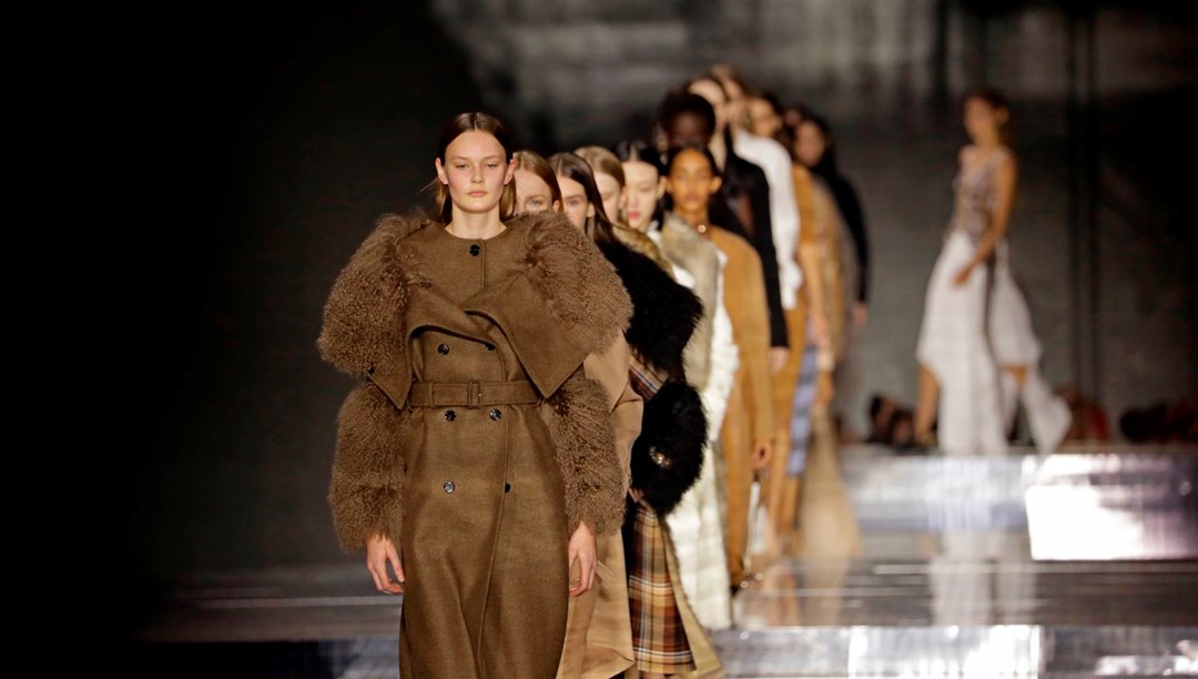 Moda devi Burberry'den maske, önlük ve eldiven üretimi - Son Dakika ...