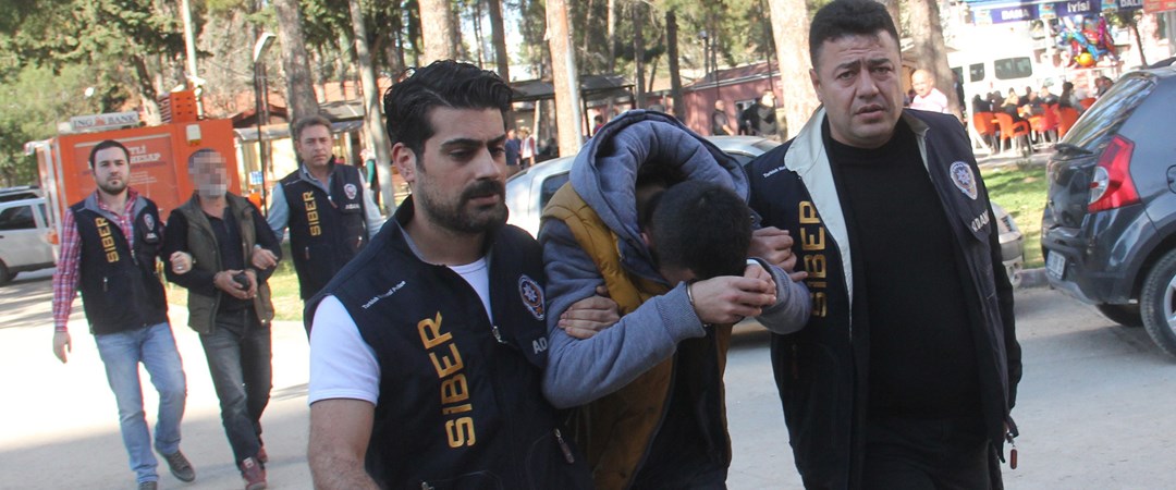 Baba-oğul 160 bin kişiyi dolandırdı - Son Dakika Türkiye Haberleri ...