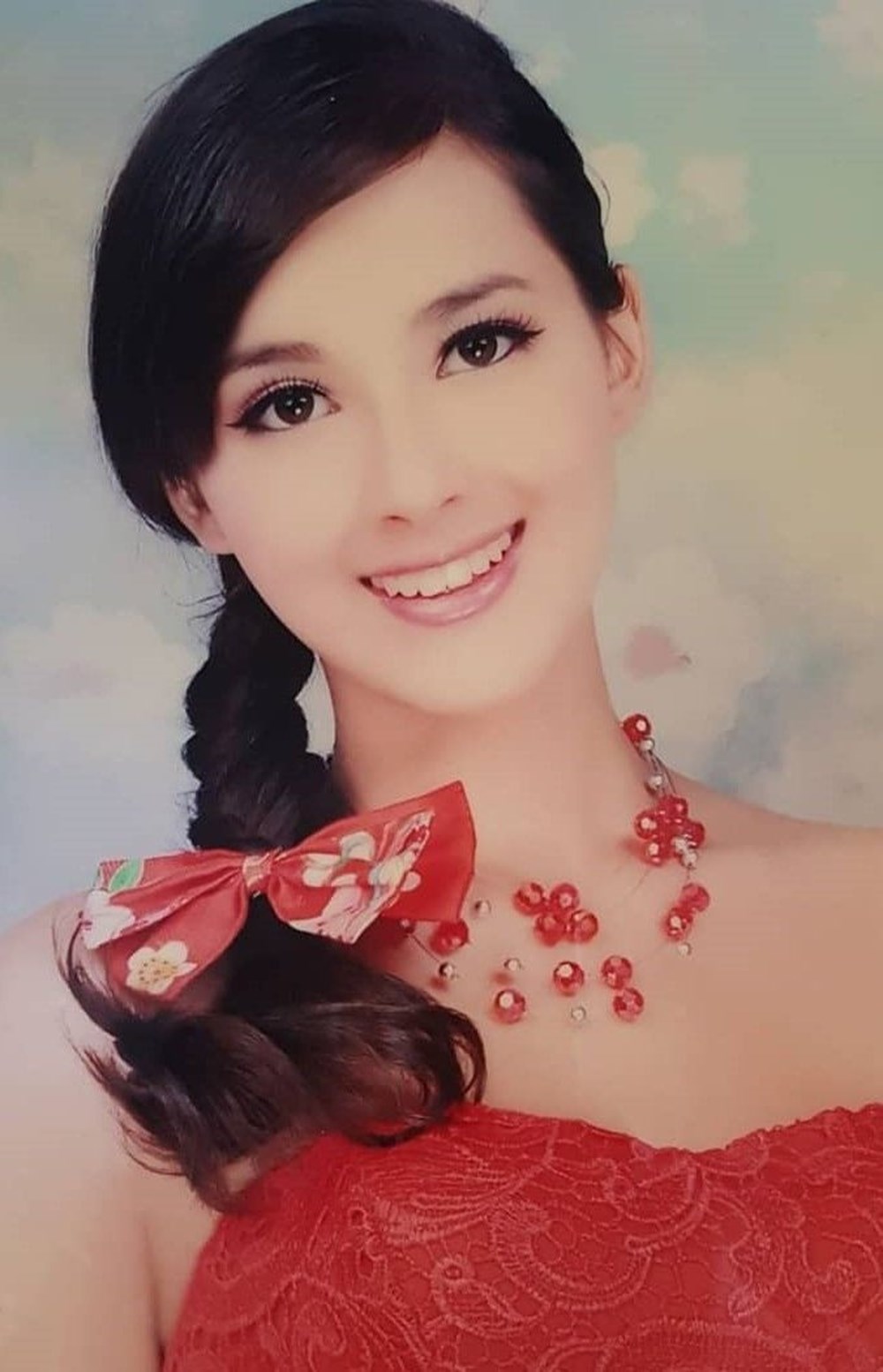 İskoçyalı hemşire Lisa Marie Tse güzellik kraliçesi seçildi - Son ...