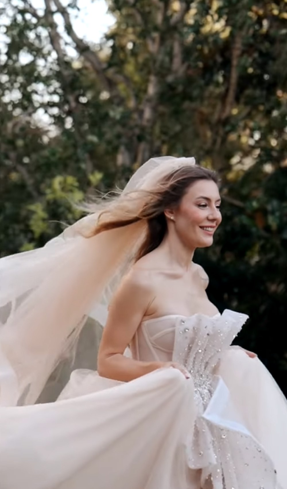 Ege Kökenli ve Lior Ahituv evlendi - Son Dakika Magazin Haberleri | N-Life