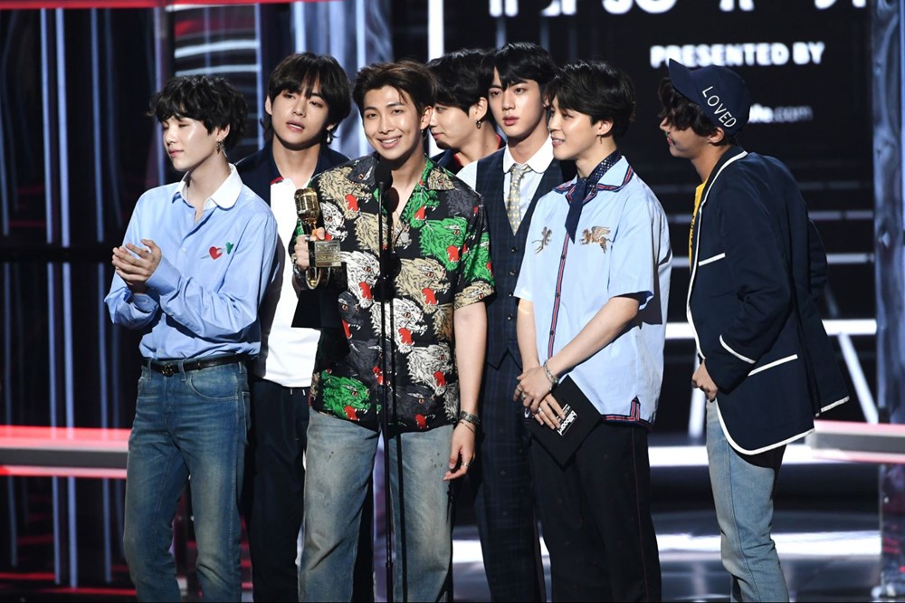 K-Pop müzik grubu BTS Güney Kore’ye yılda 3,6 milyar dolar kazandırıyor