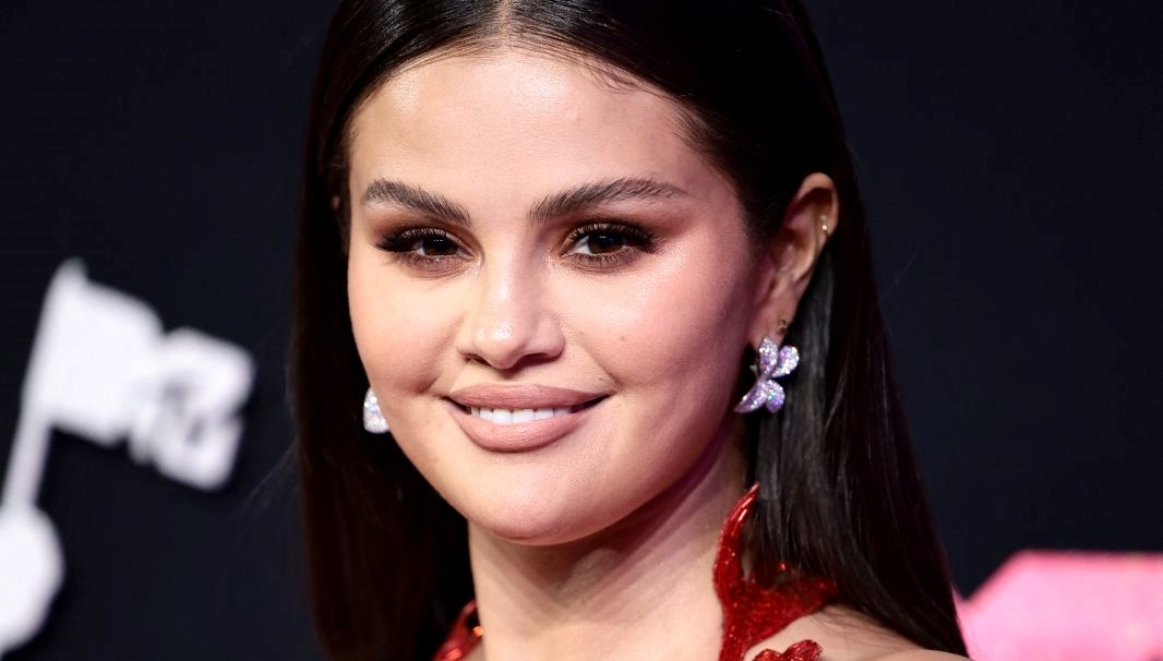 Selena Gomez'li biyografi filmi usta yönetmen David O. Russell'a emanet ...