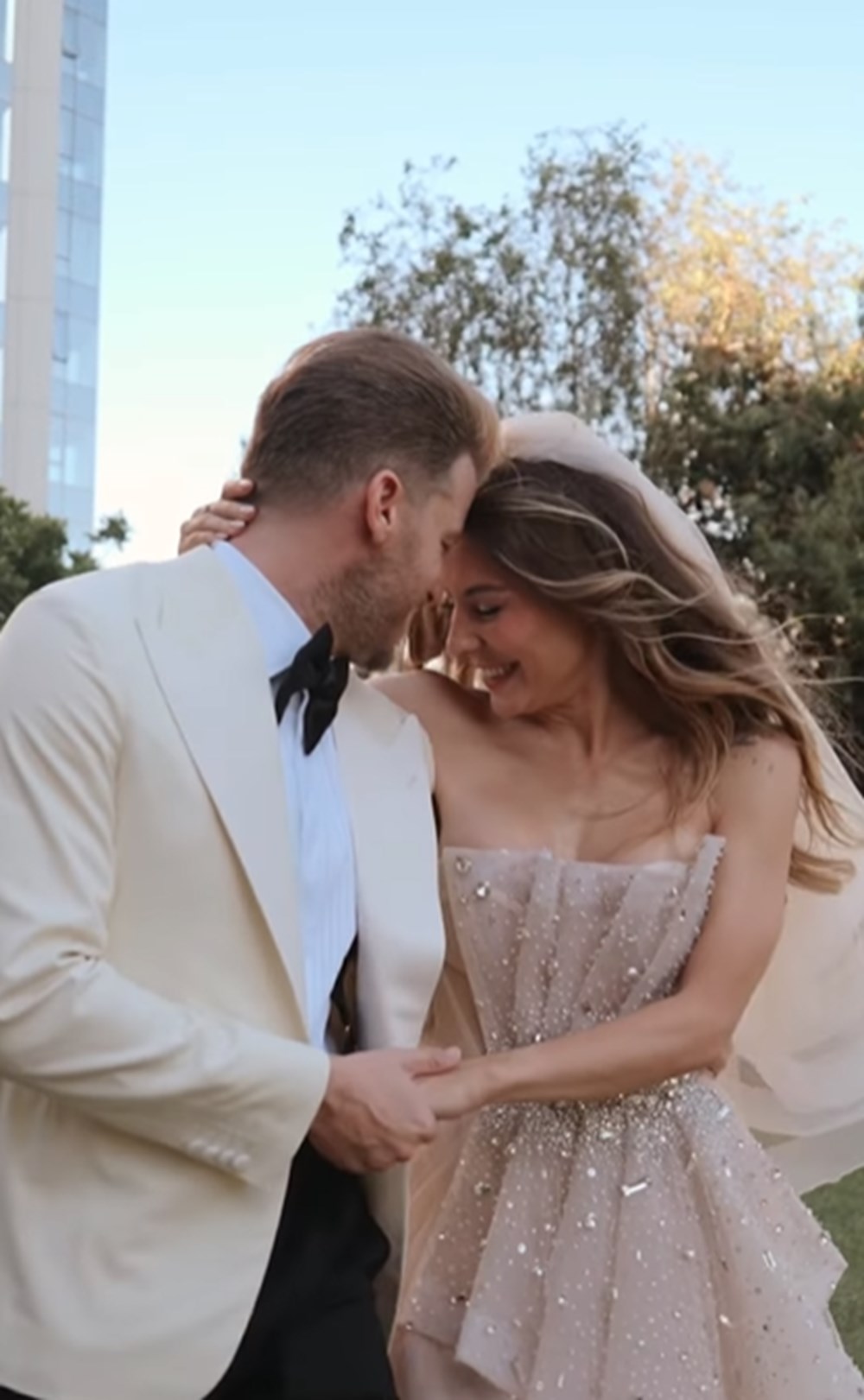 Ege Kökenli ve Lior Ahituv evlendi - Son Dakika Magazin Haberleri | N-Life