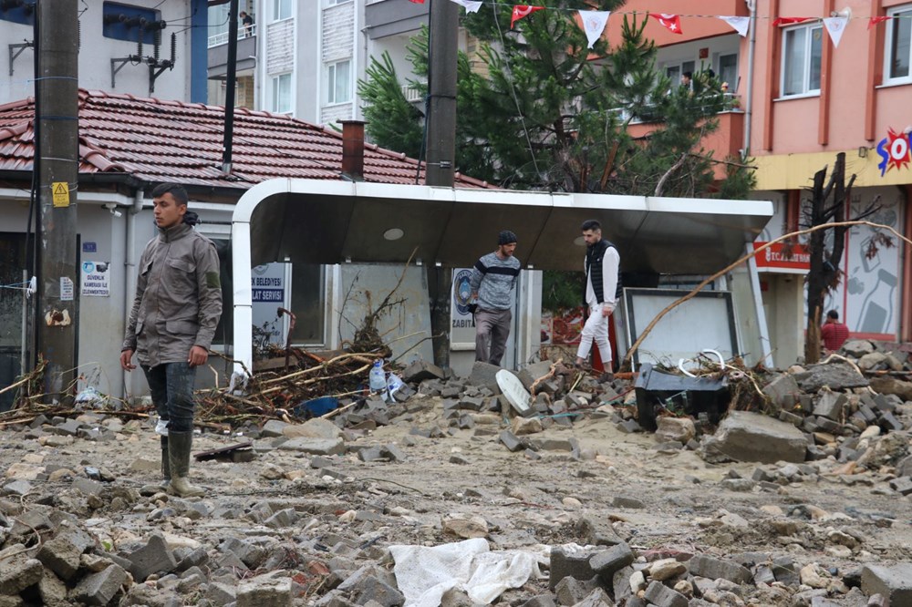 Karadeniz'de sel riski devam ediyor mu? Yağışlar ne zaman bitecek ...