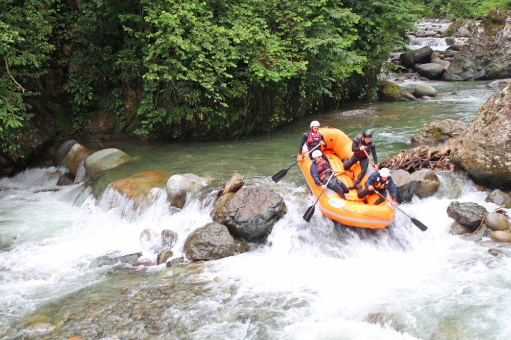 Türkiye'de yeni bir rafting parkuru açıldı: Rize Tunca Vadisi