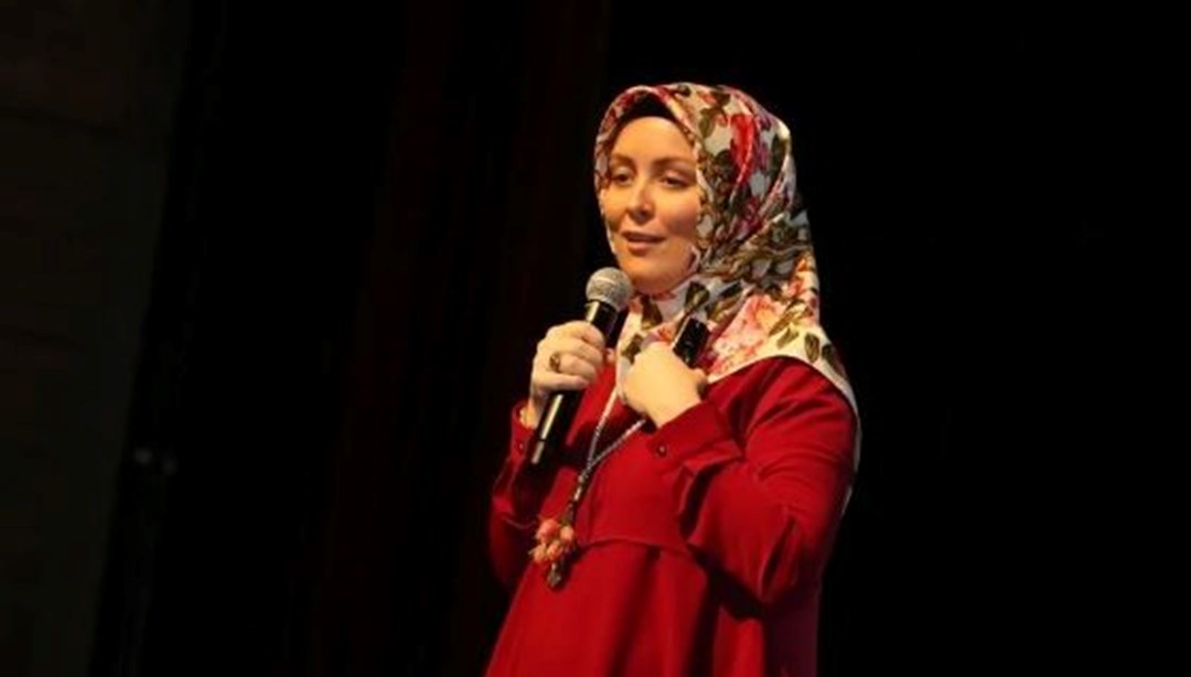 Hatice Kübra Tongar kimdir? (Yazar Hatice Kübra Tongar'ın özgeçmişi ...