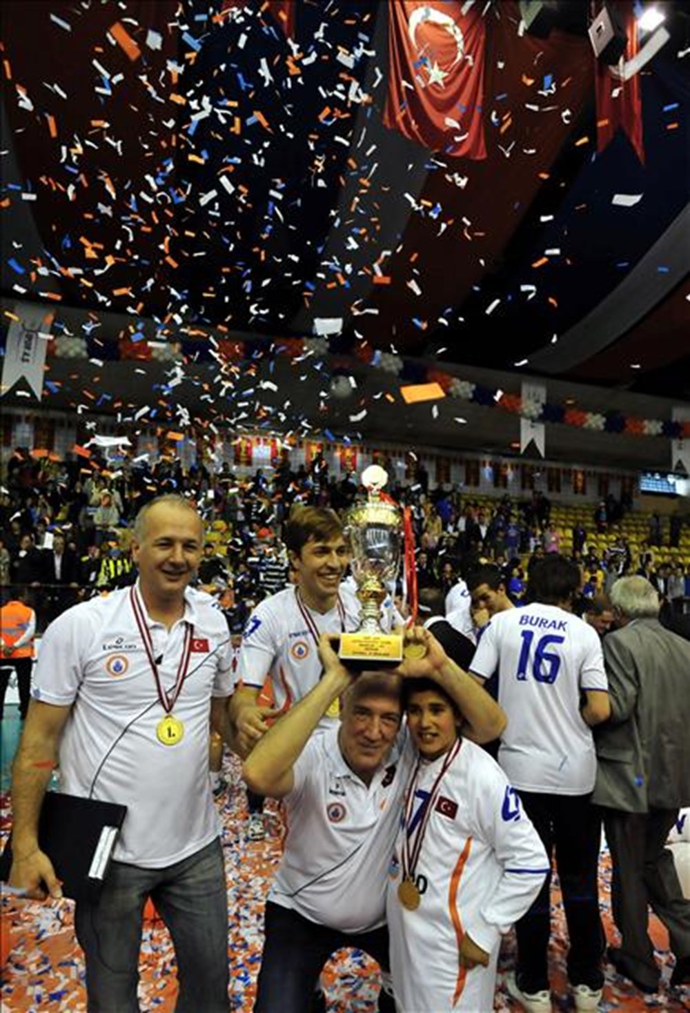 Şampiyon İstanbul Büyükşehir Belediyesi - Son Dakika Spor Haberleri ...