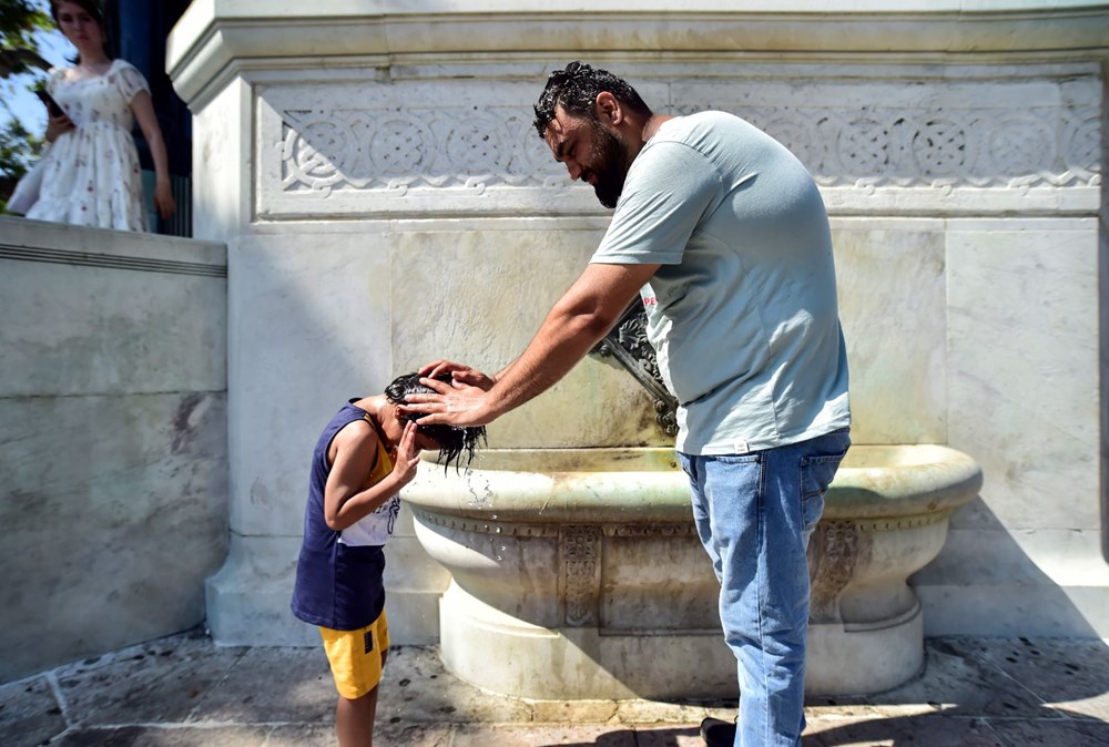 İstanbul’da termometreler 41 dereceyi gördü: 85 yıllık sıcaklık rekoru ...