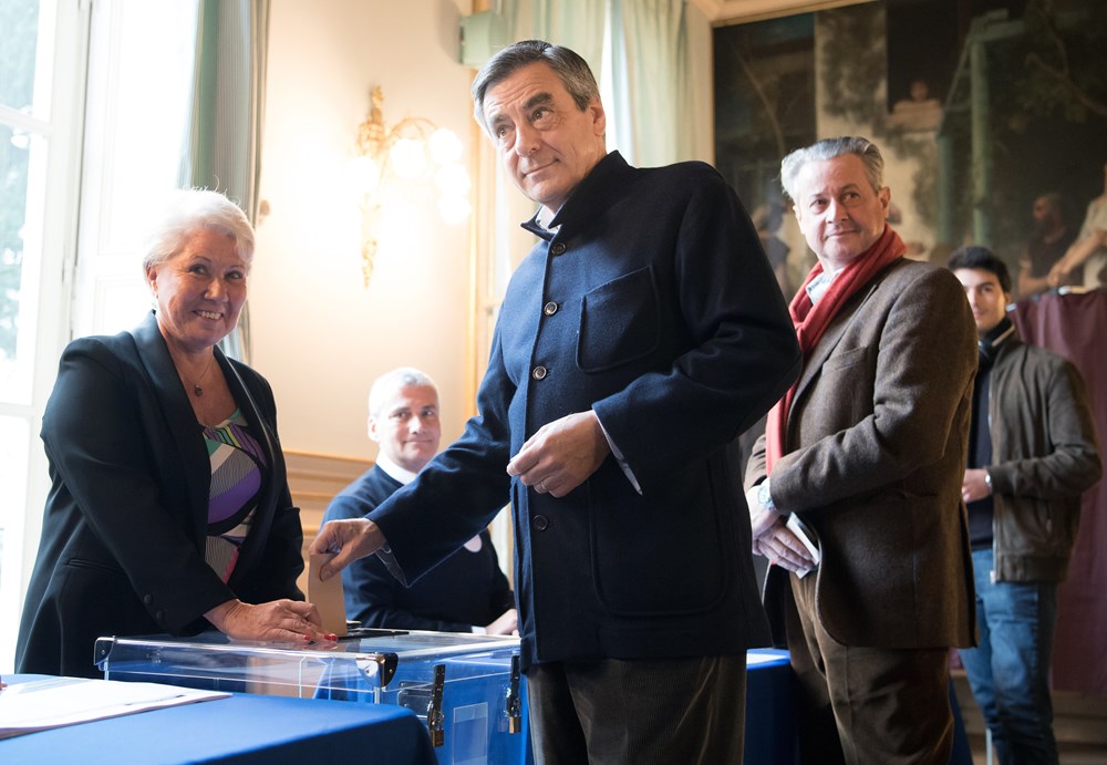 Fransa'da merkez sağın cumhurbaşkanı adayı Fillon oldu - Son Dakika ...