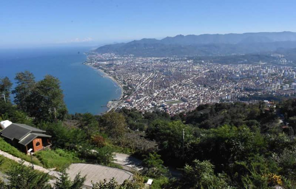 Turistlerin Ordu'daki gözde mekanı Boztepe, yeni görünümüyle ilgi görüyor