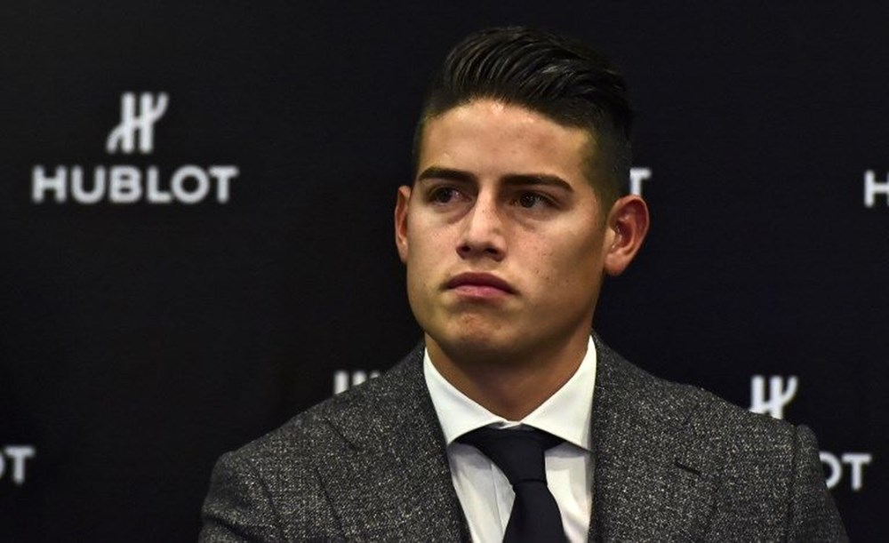 James Rodriguez Noel Baba kılığında hasta çocukları ziyaret etti - Son ...