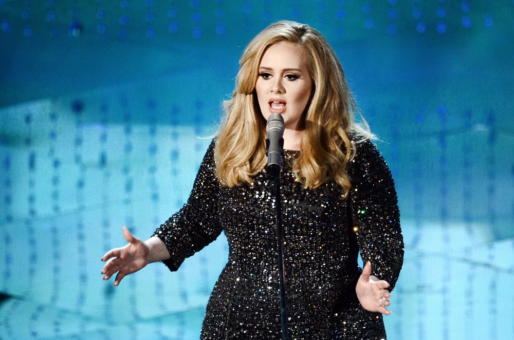 Adele Billboard 200 rekorunu kıran ilk kadın oldu