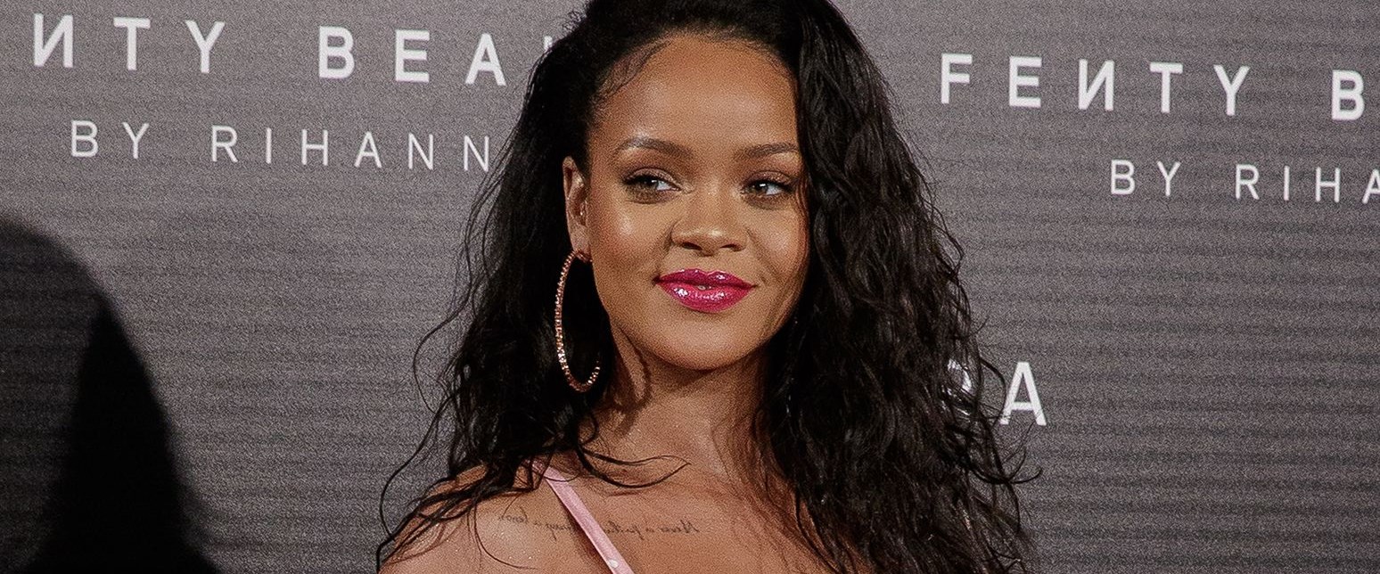 Rihanna'dan iç çamaşır koleksiyonu - 1 | NTV